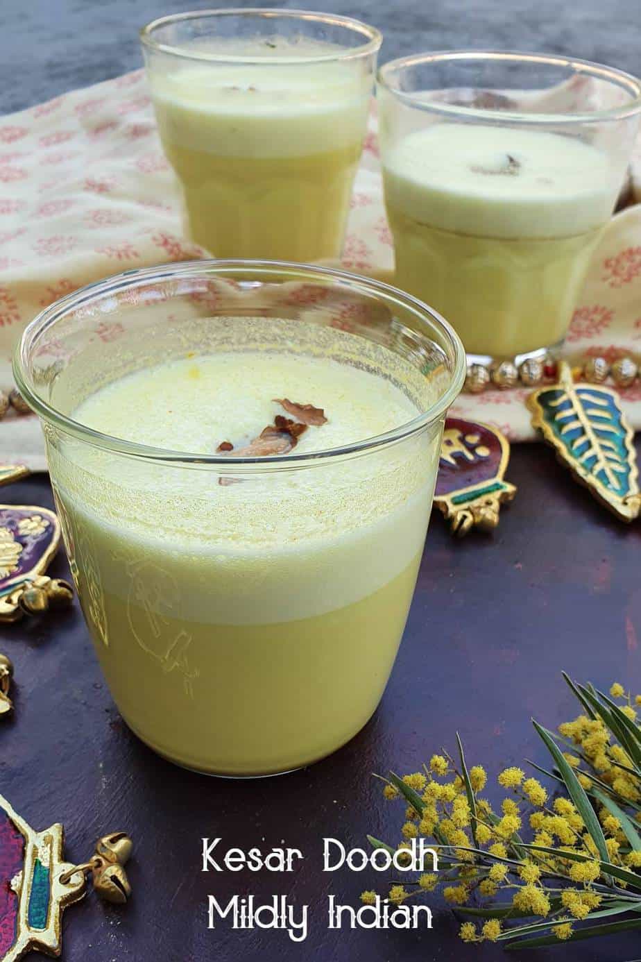 Kesar doodh – aromatic saffron milk – Mildly Indian