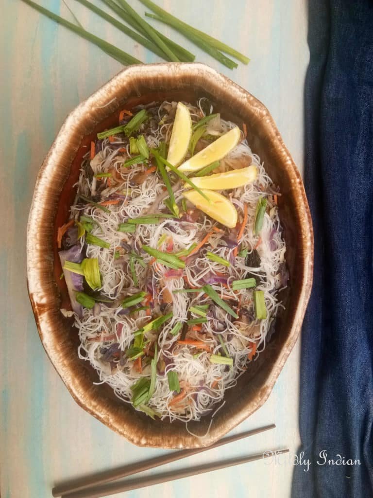 Pancit Bihon, Filipino stirfry rice noodles – Mildly Indian