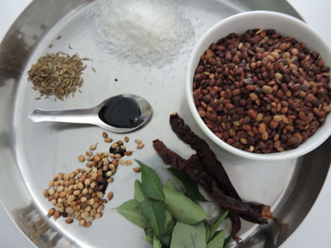 Kulith saaru | Horse gram curry – Mildly Indian