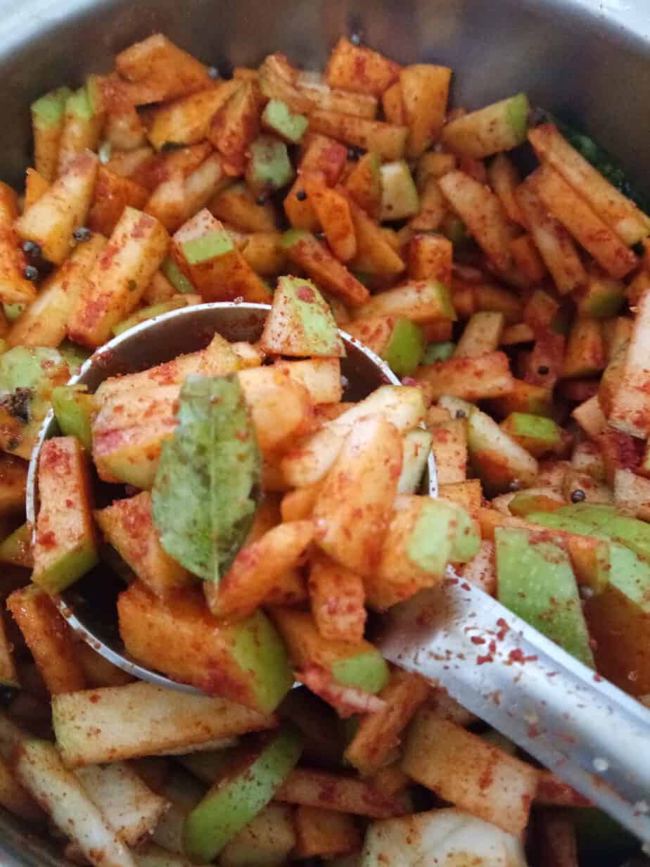 Instant Green apple pickle – Mildly Indian