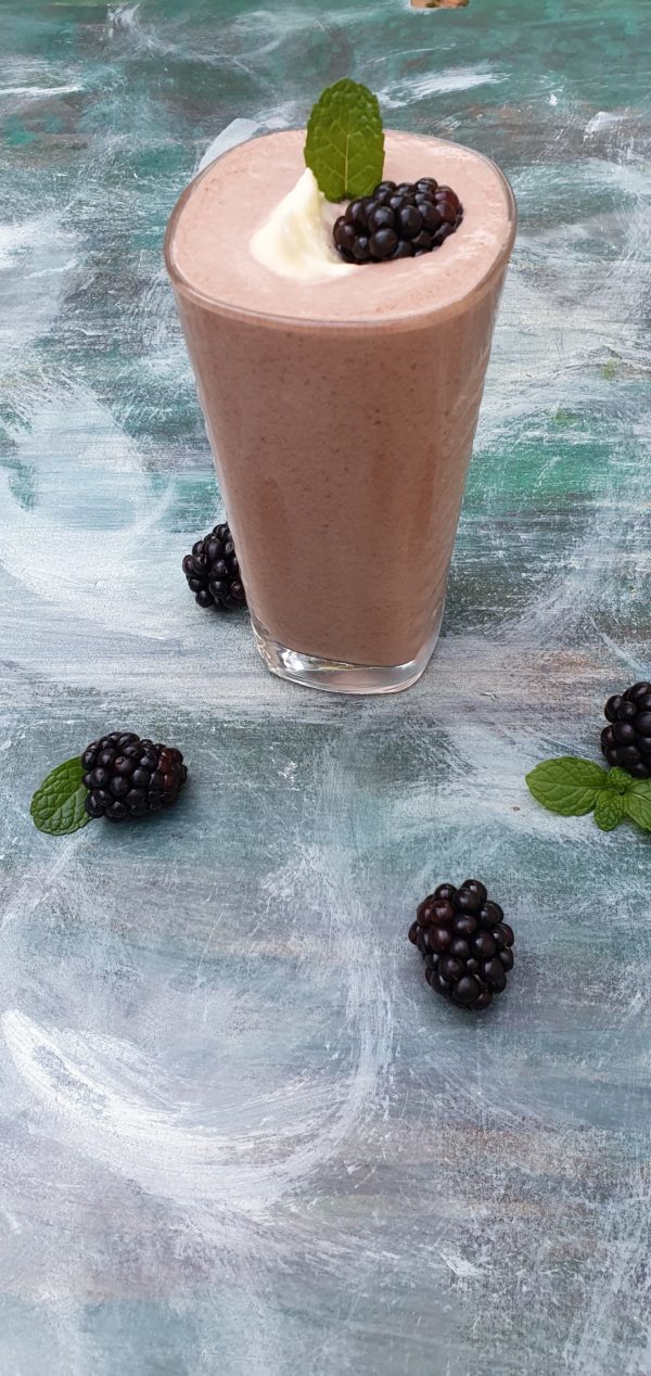 Chocolate cheesecake shake – Mildly Indian