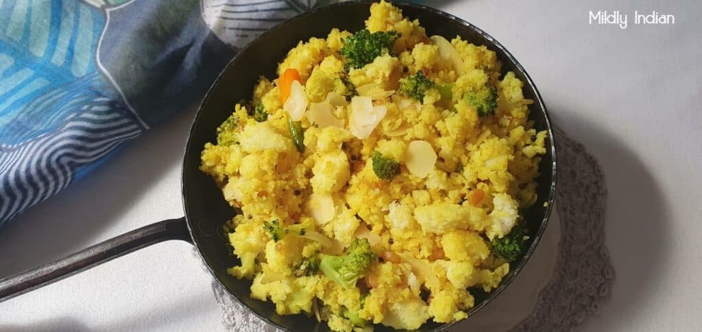 Idly upma – 3 styles of Leftover idli recipes – Mildly Indian