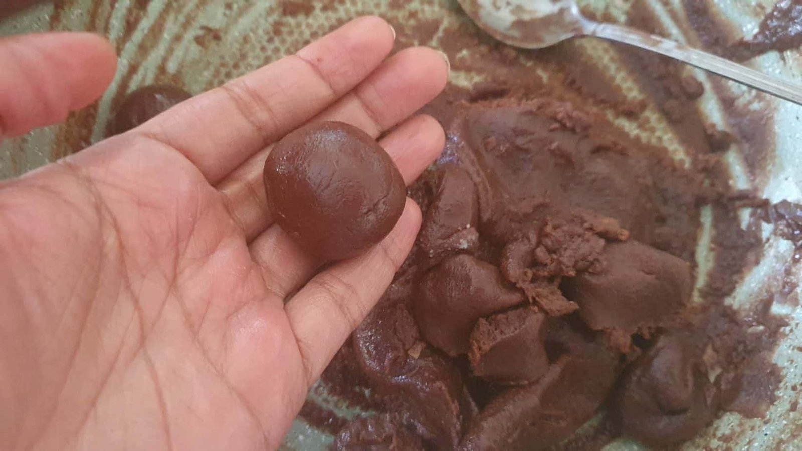 Chocolate Ganesha idol – without a mould. – Mildly Indian