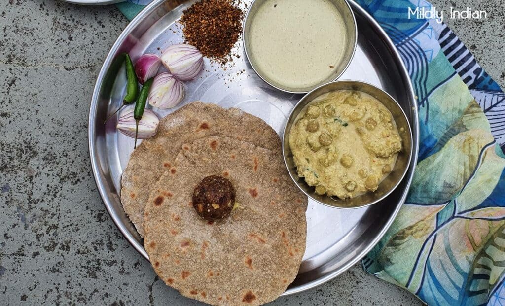Bajra roti – Unleavened pearl millet bread – Mildly Indian