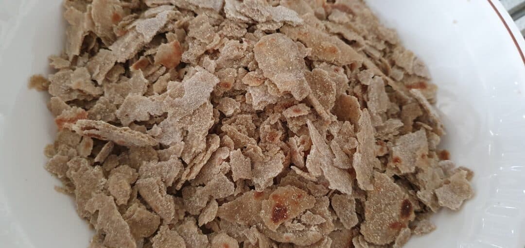 Leftover roti chivda – Vaghareli rotli – Mildly Indian