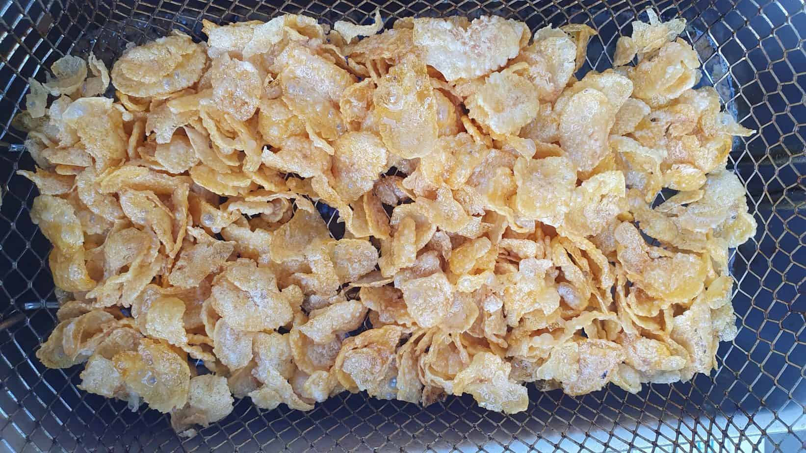 Makai poha chivda – Cornflakes mixture – Mildly Indian