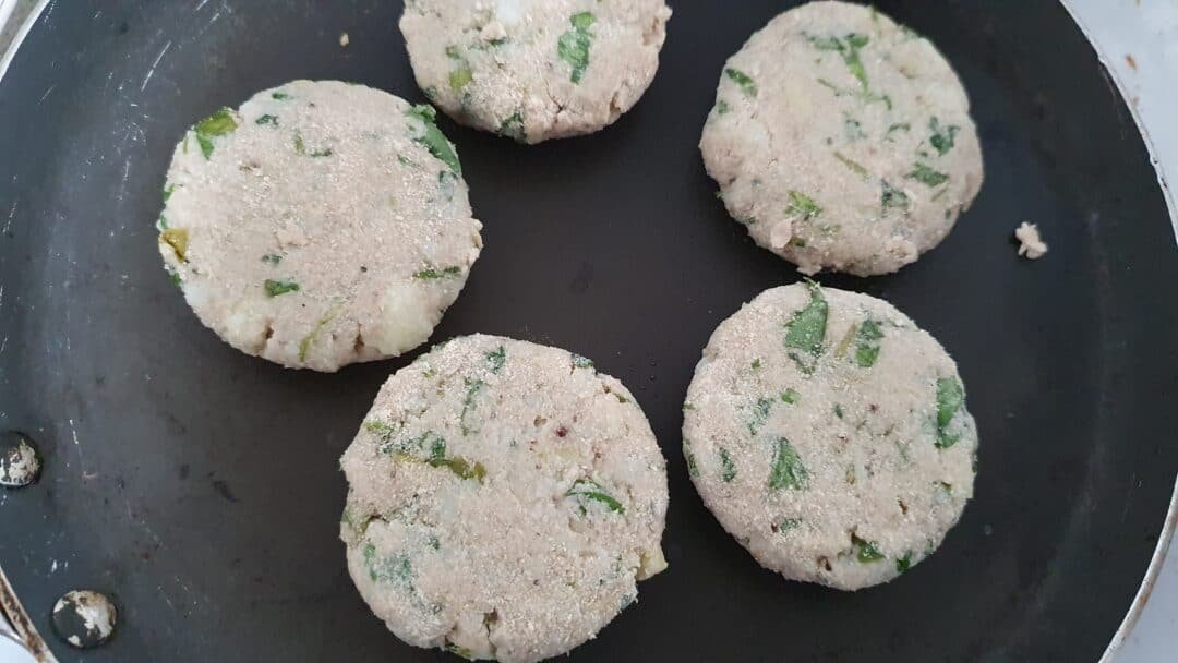 Aloo ramdhana tikki – Amaranth cutlets – Mildly Indian