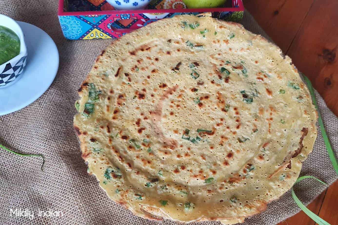 Hare lasun ka chila / green garlic crepes – Mildly Indian