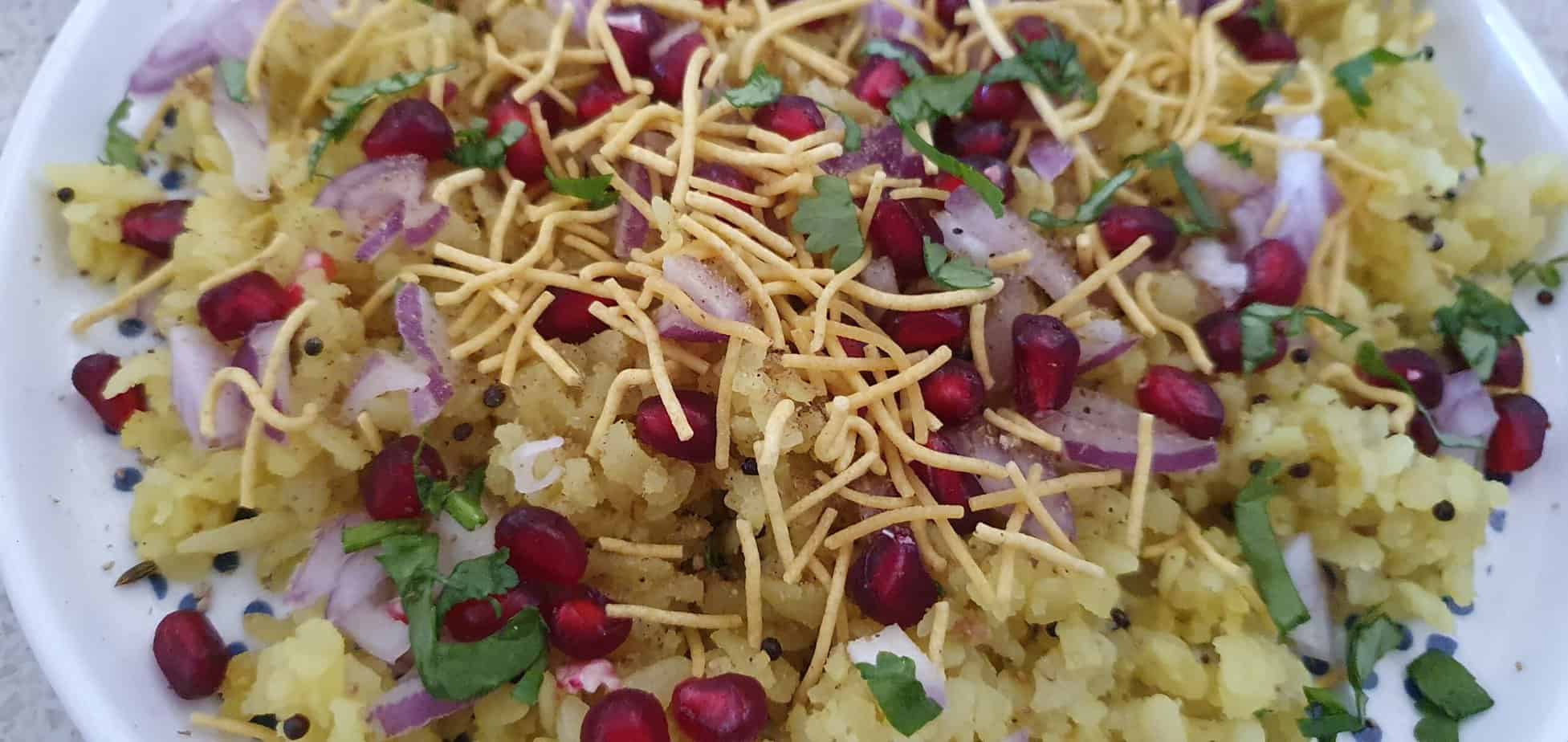 Khatta meeta indori poha – Mildly Indian