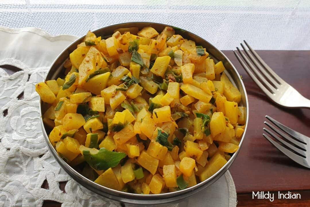 Shalgham ke baaji | Turnip dry curry – Mildly Indian