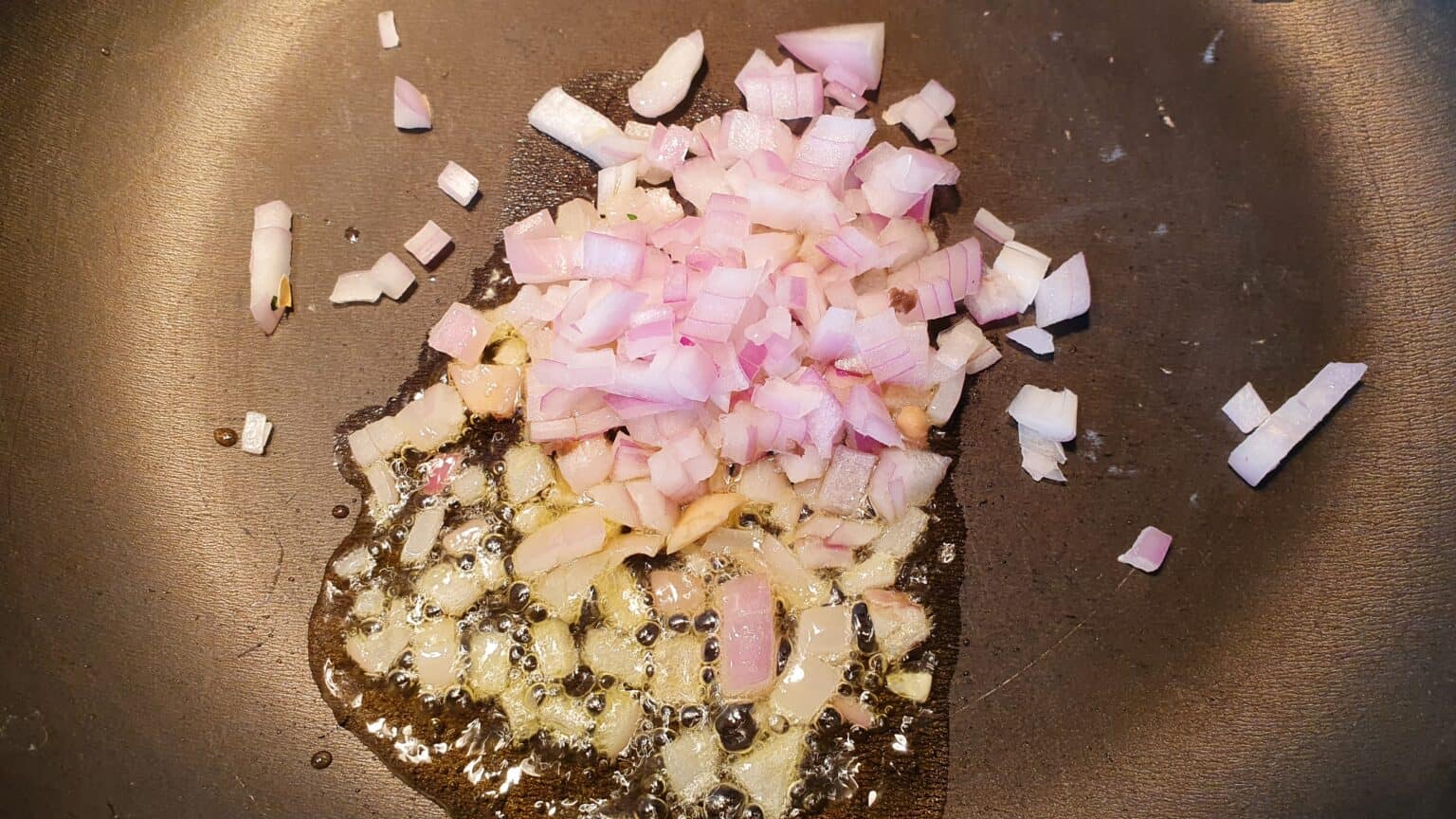 Vegan walnut mushroom mince – Mildly Indian