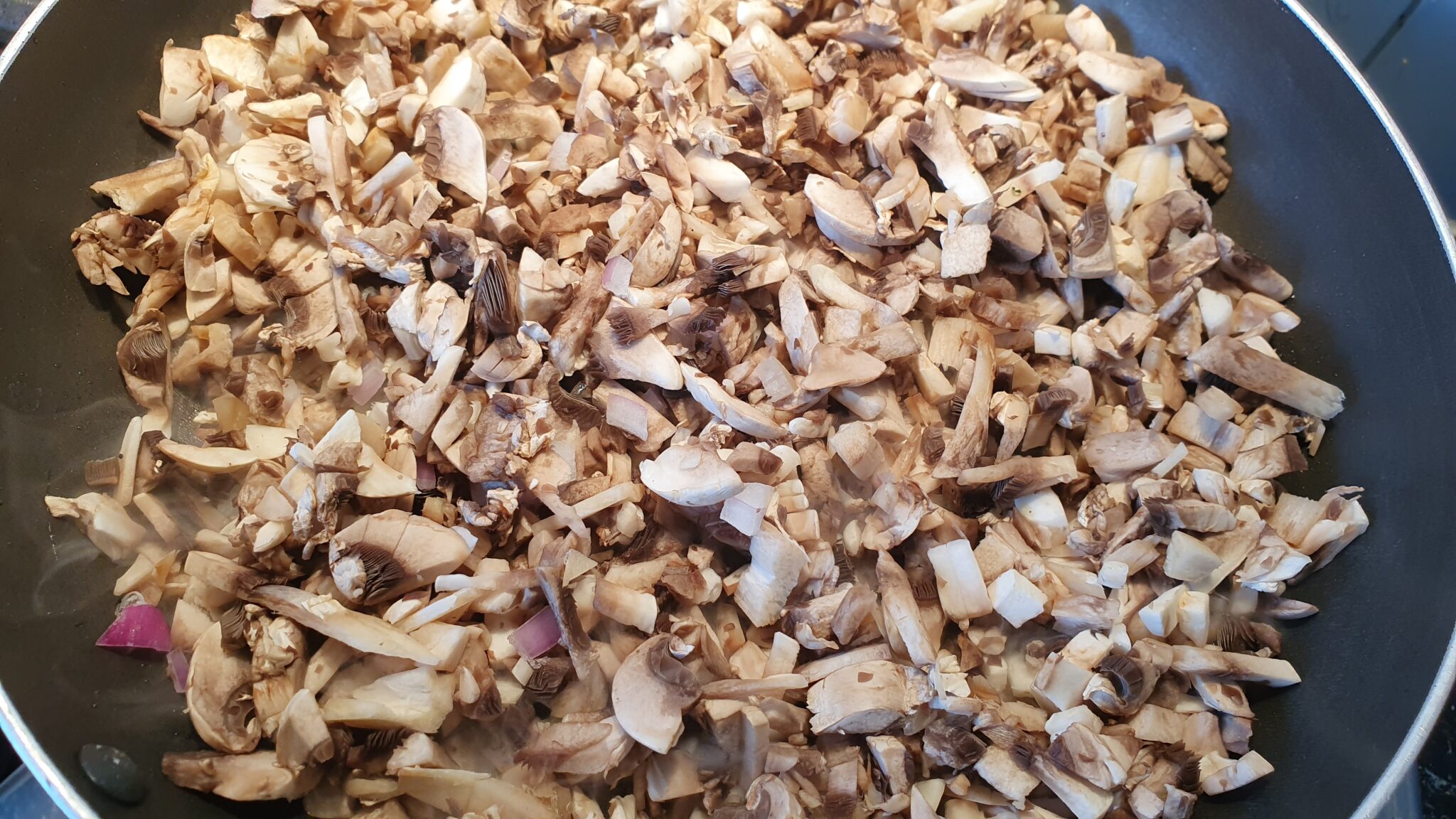 Vegan walnut mushroom mince – Mildly Indian