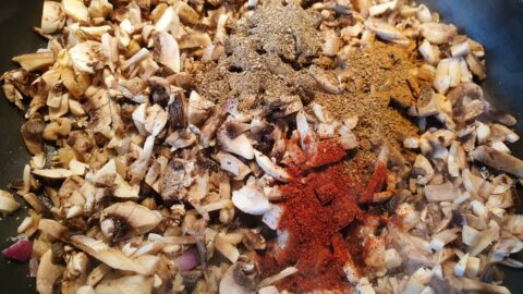 Vegan walnut mushroom mince – Mildly Indian