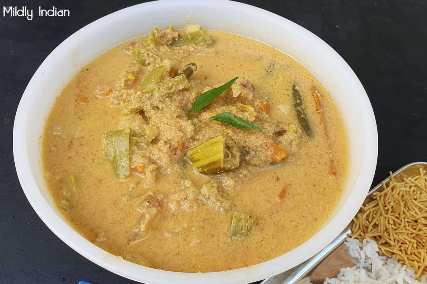 Aviyal kuzhambu | Mixed vegetable gravy – Mildly Indian