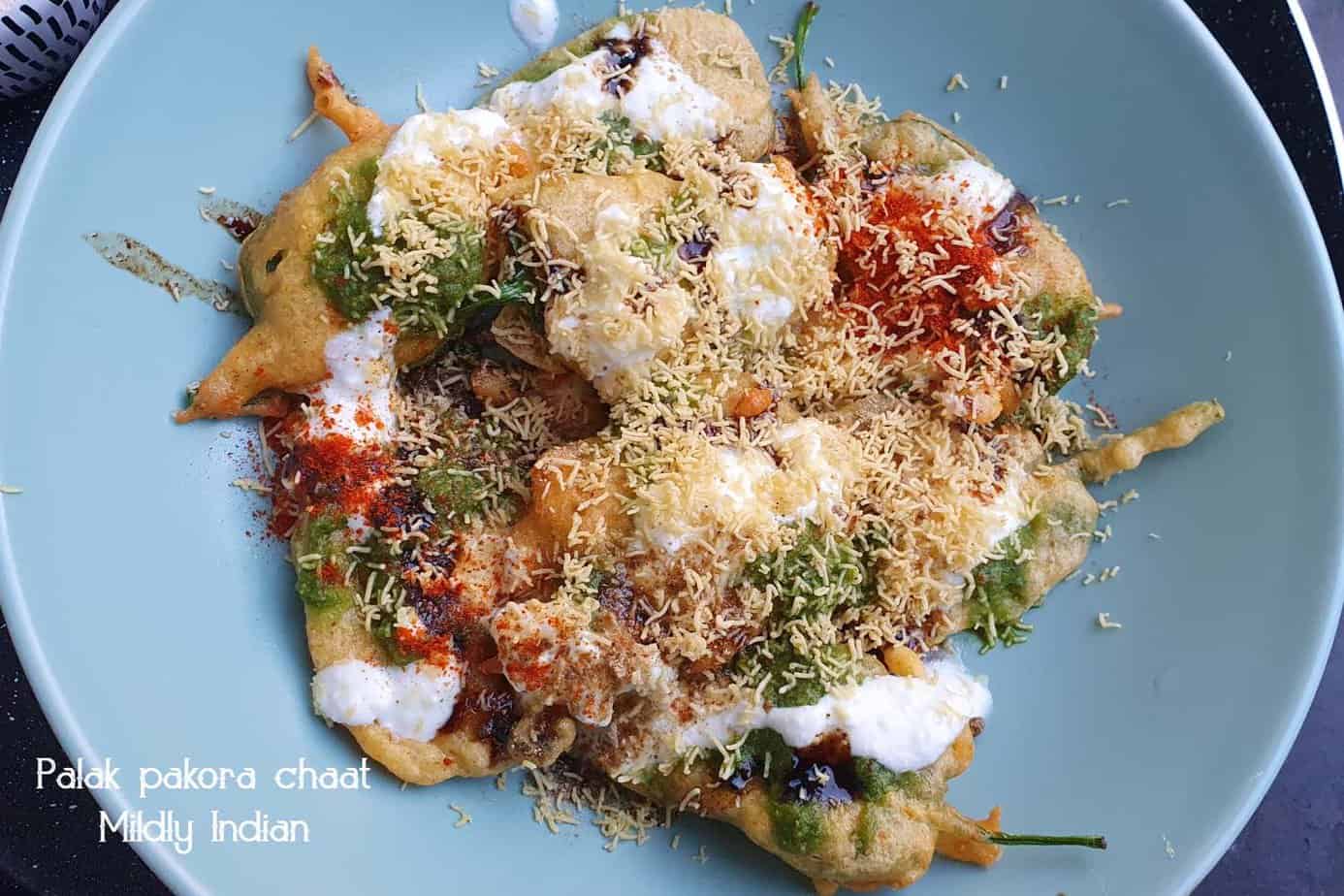 Palak pakora chaat – Mildly Indian