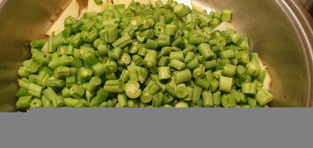 Beans aloo sabji |Potato and beans curry – Mildly Indian